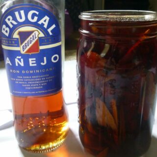 What is Mamajuana? (Recipe in Photos + Mama Juana 101!)