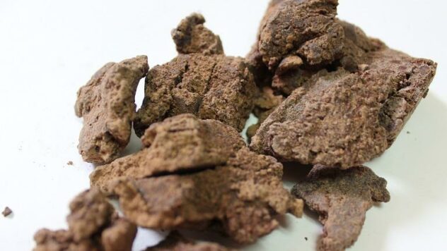 What Is Tablea? All About Filipino Hot Chocolate (Sikwate)