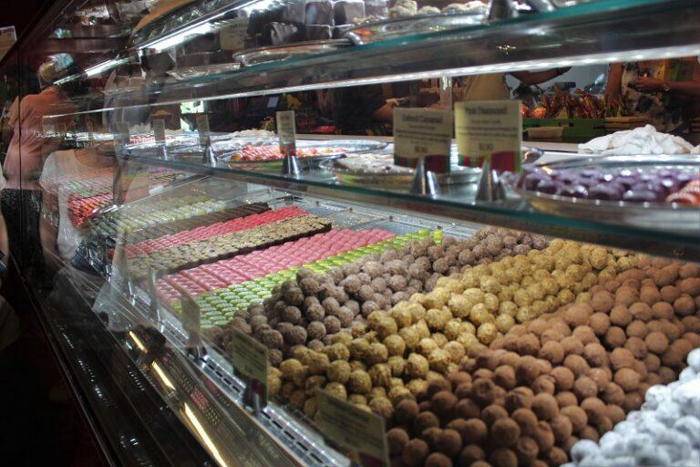29 Best Melbourne Chocolate Shops & Destinations