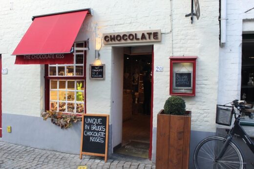 15 Best Belgian Chocolate Shops in Bruges (+ Interactive Map)