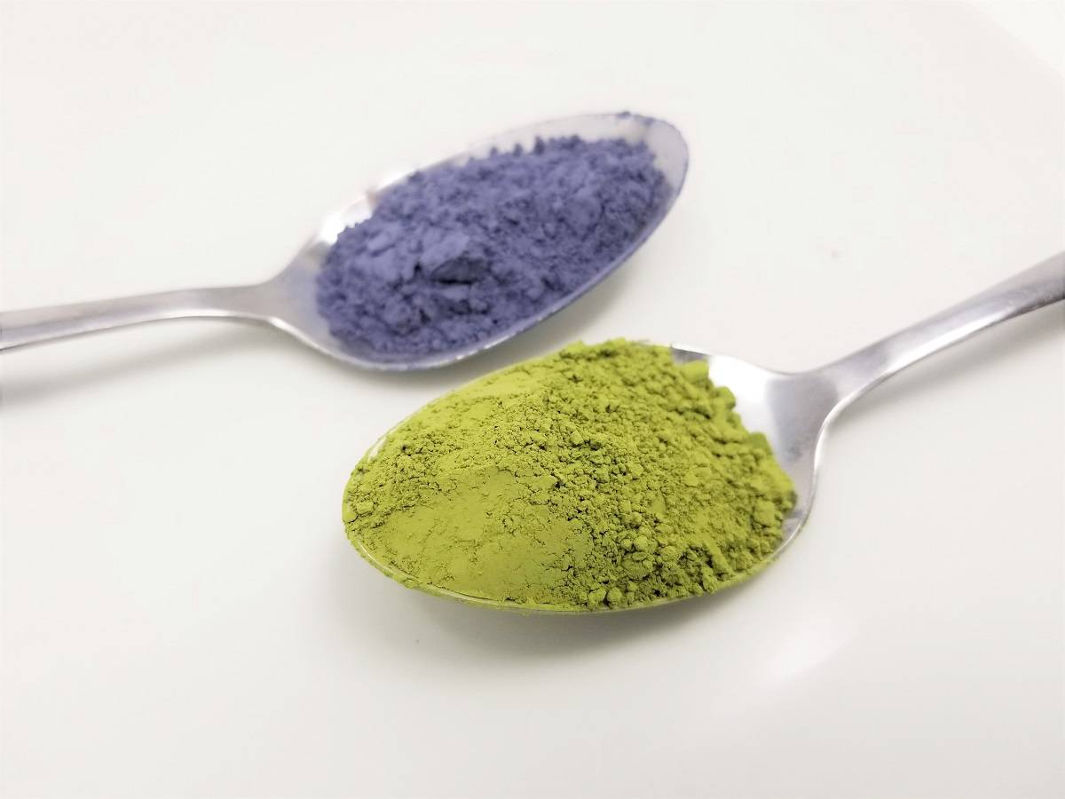 What is Blue Matcha Powder? (Butterfly Pea Flower + Recipes)