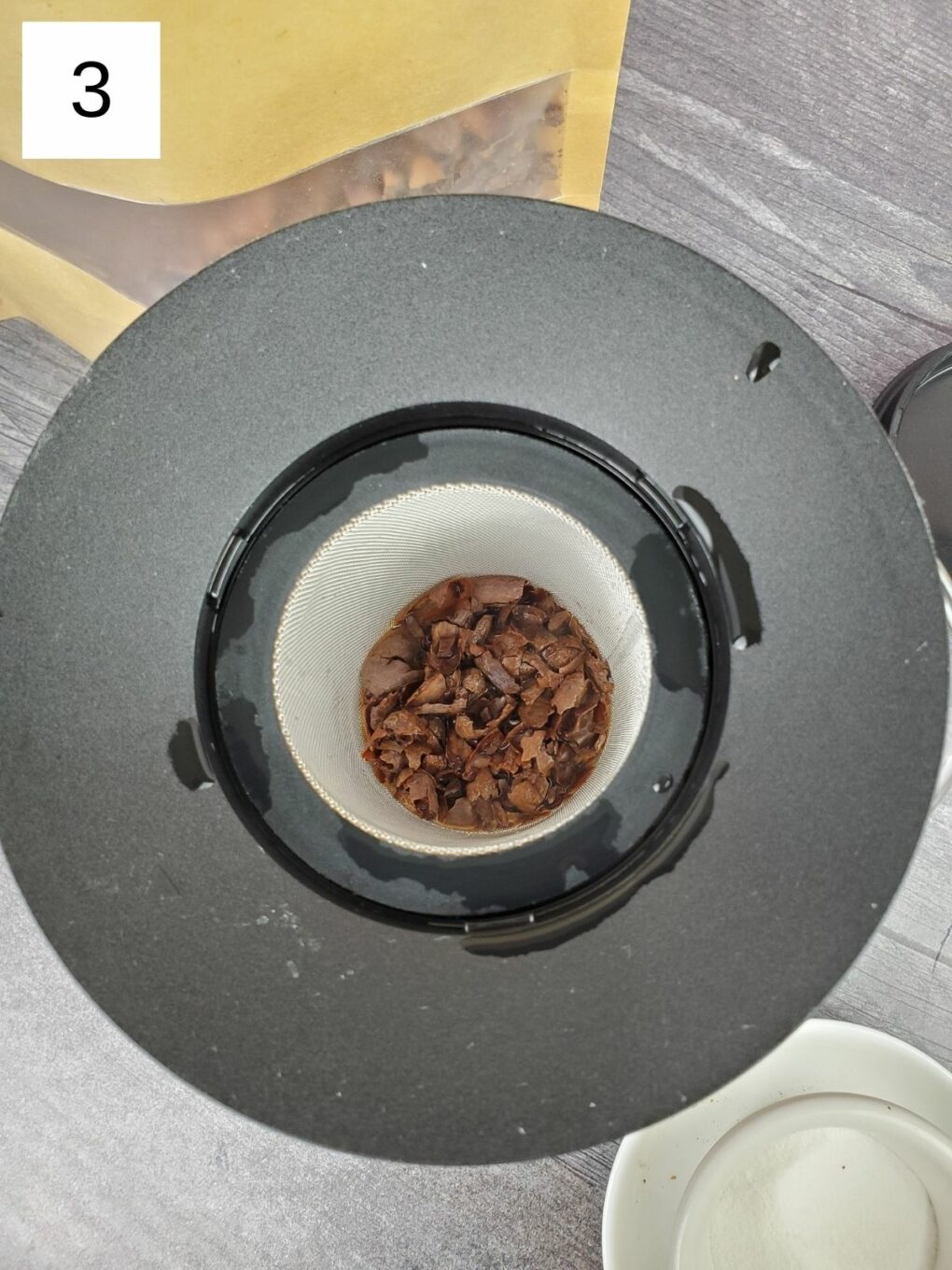 How to Make Cacao Tea (Recipe for Chocolate Tea 3 Ways)